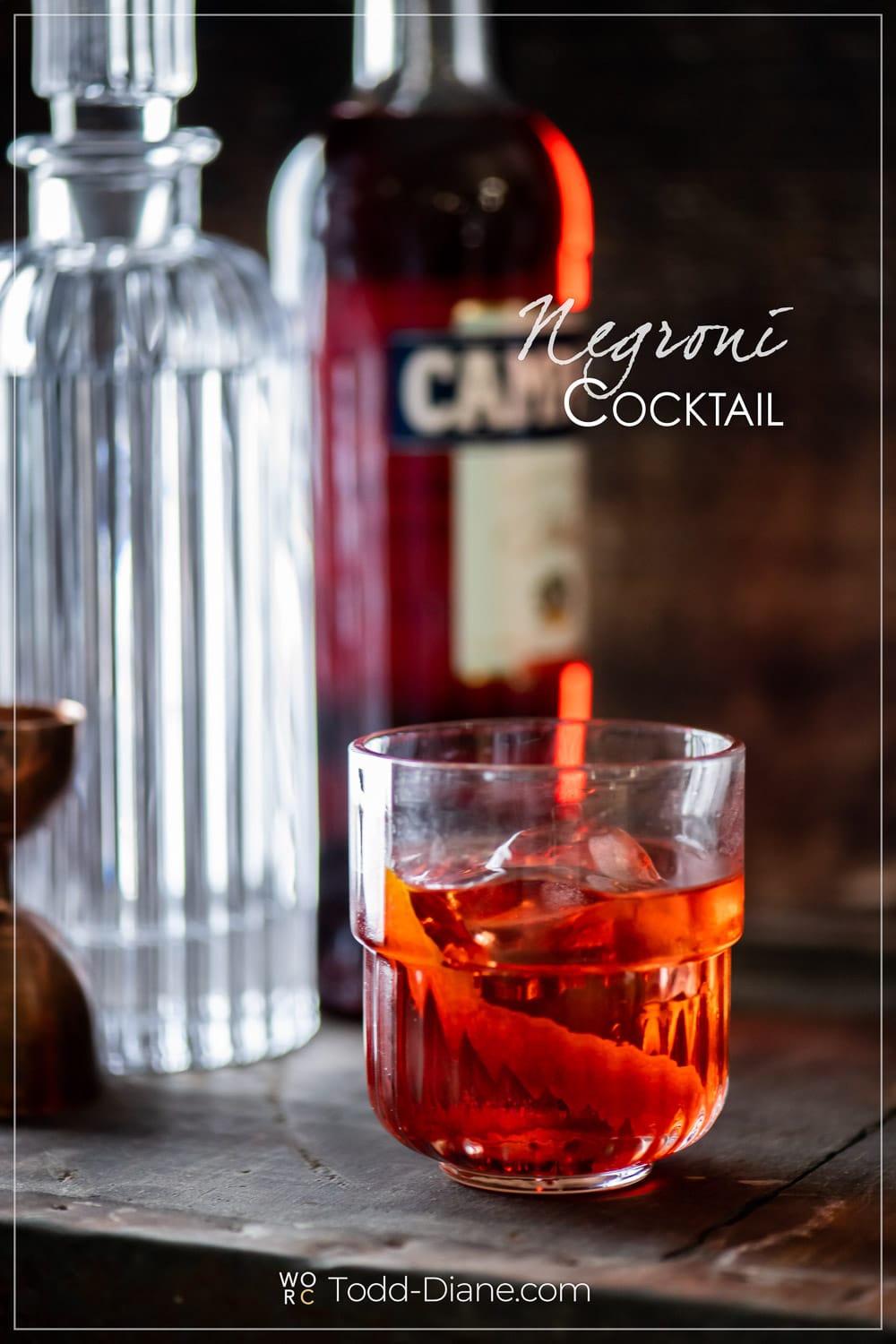 Best Classic Negroni Cocktail Recipe with Gin | White On Rice